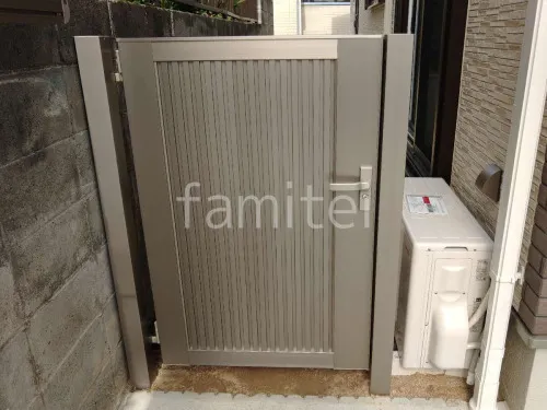 片開き 門扉 LIXIL AB TM2型 たて目隠し の外構施工例（現場番号：43729） - ファミリー庭園