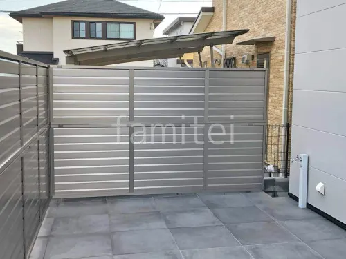 アルミ形材 フェンス LIXIL AB YL2型 横ルーバー2 2段柱 60角 目隠し（現場番号：47853）の施工例 | 外構・リフォーム工事のファミリー庭園