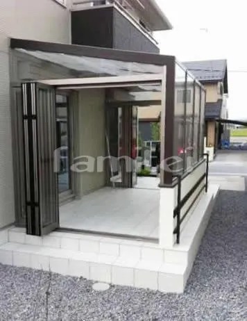 ガーデンルーム LIXIL TOEX ココマ（現場番号：7127）の施工例 | 外構・リフォーム工事のファミリー庭園