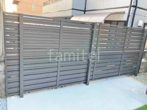 アルミ形材 フェンス LIXIL AB YS3型 横スリット3 2段柱 60角 目隠し（現場番号：47290）の施工例 | 外構・リフォーム ...